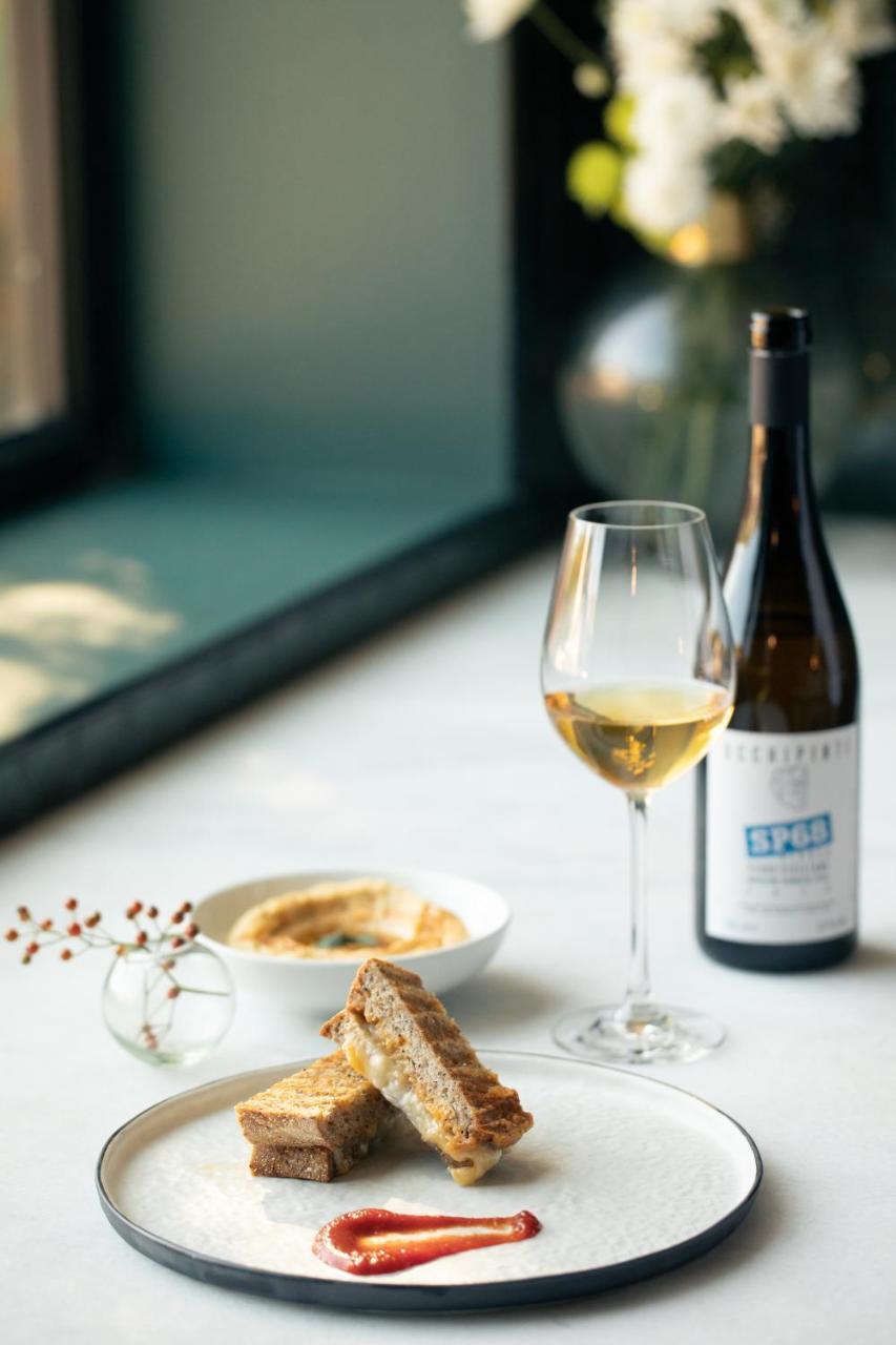 THE ANNEX HOTEL TORONTO